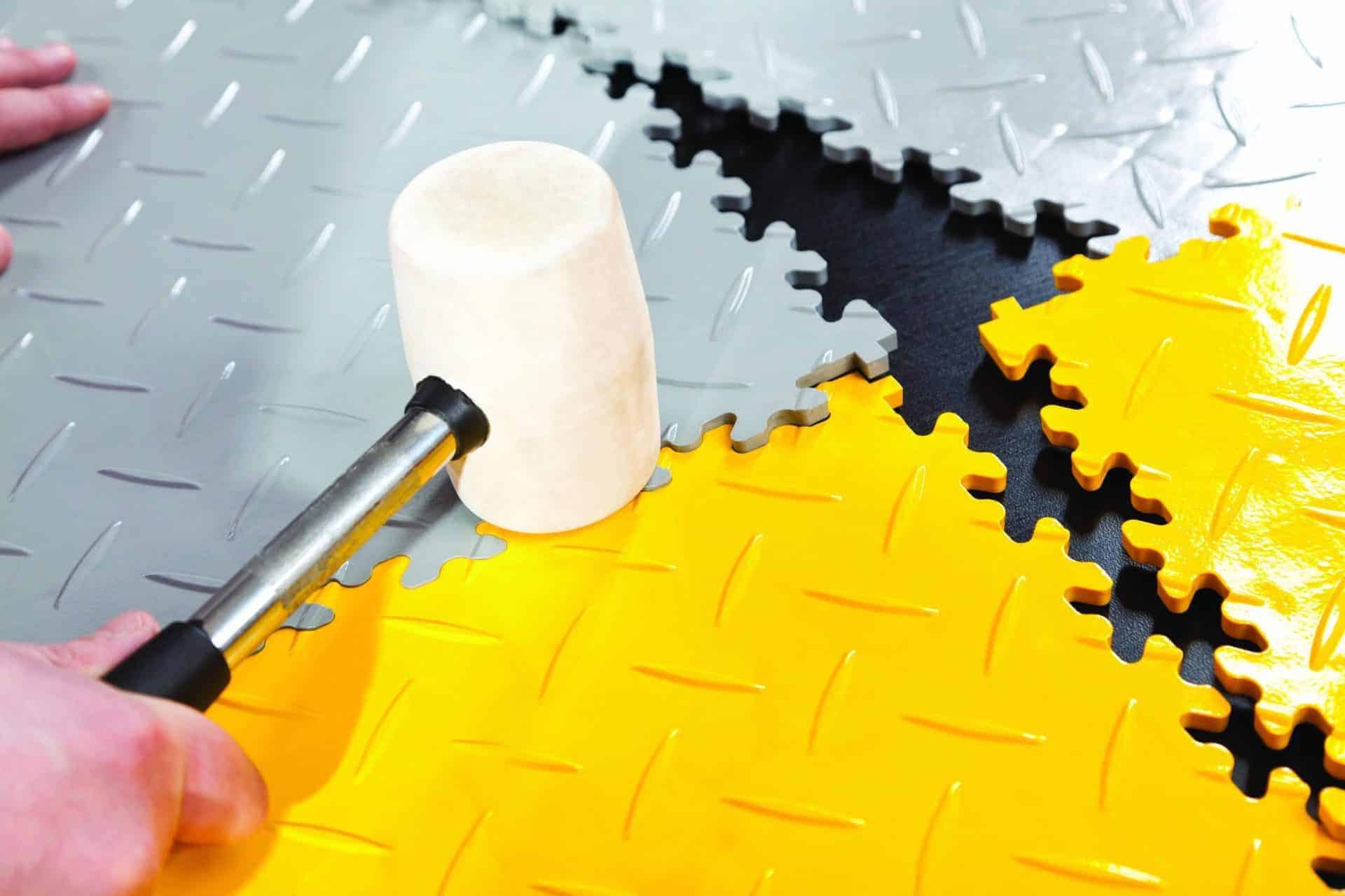 Frequently asked questions | Help in choosing PVC tiles | Fortelock